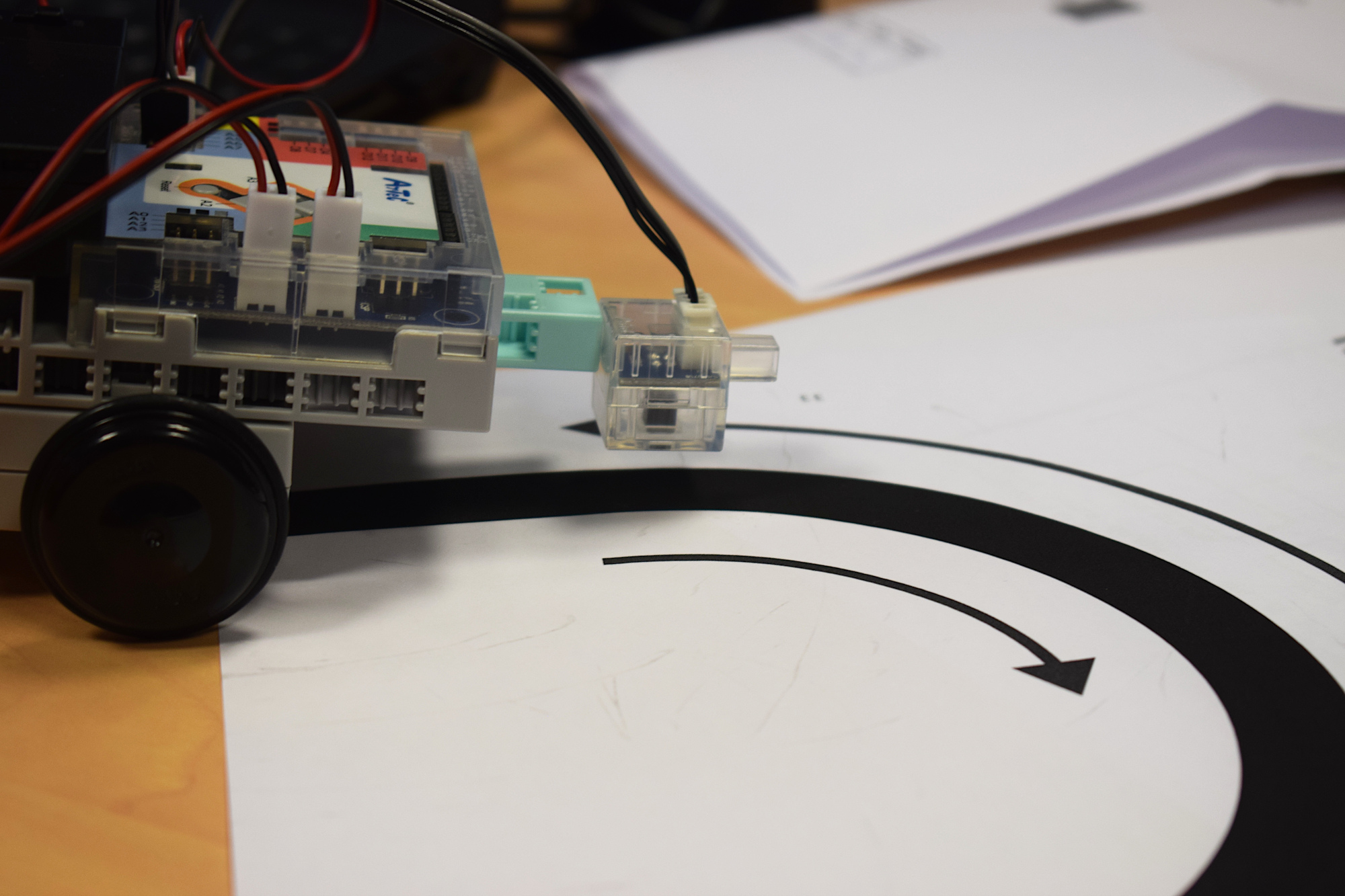 Ecole des robots : ça roule ! - CAL Numérique du Clermontois